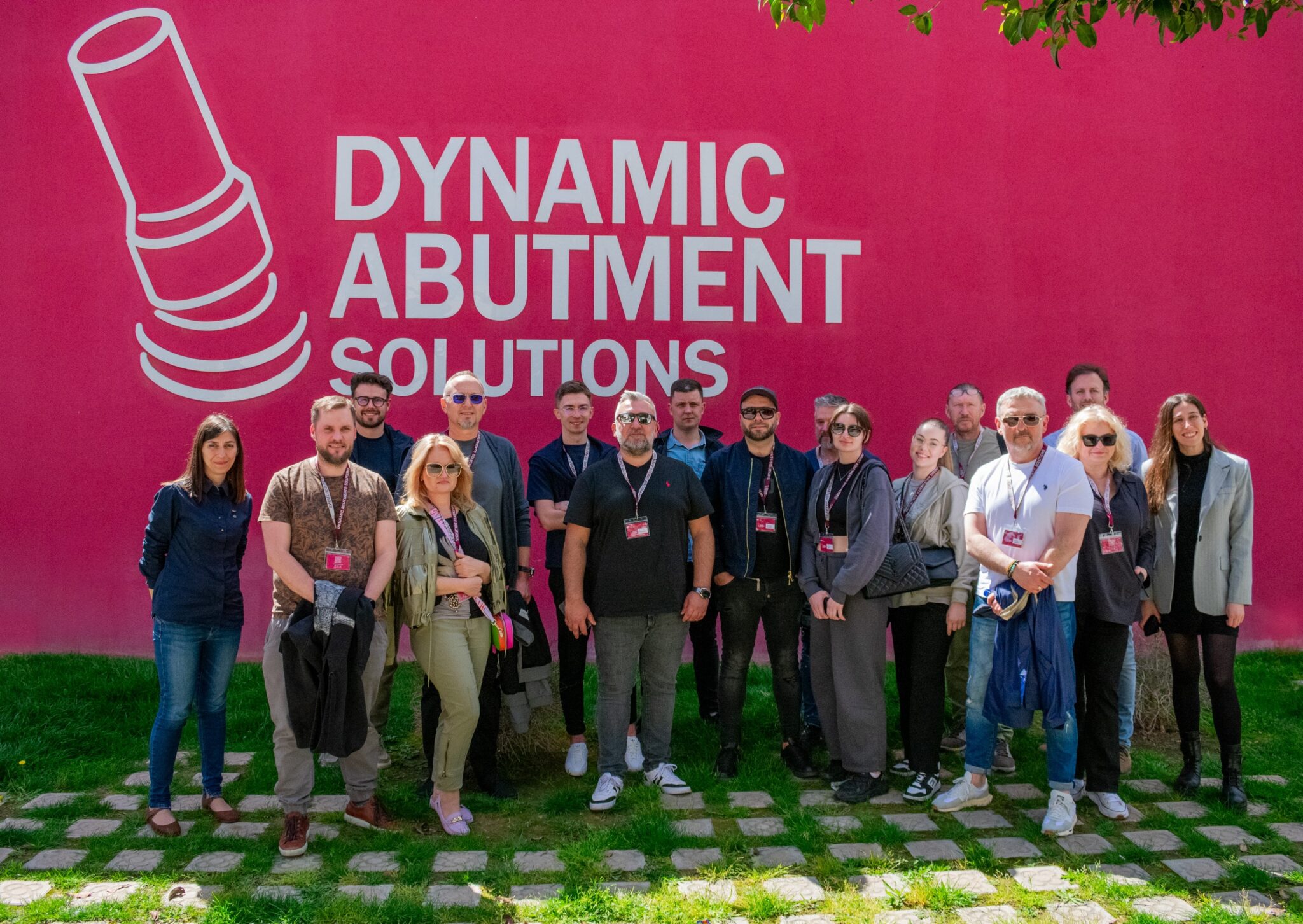 DAS Training with KTI Implants | Dynamic Abutment Solutions EN